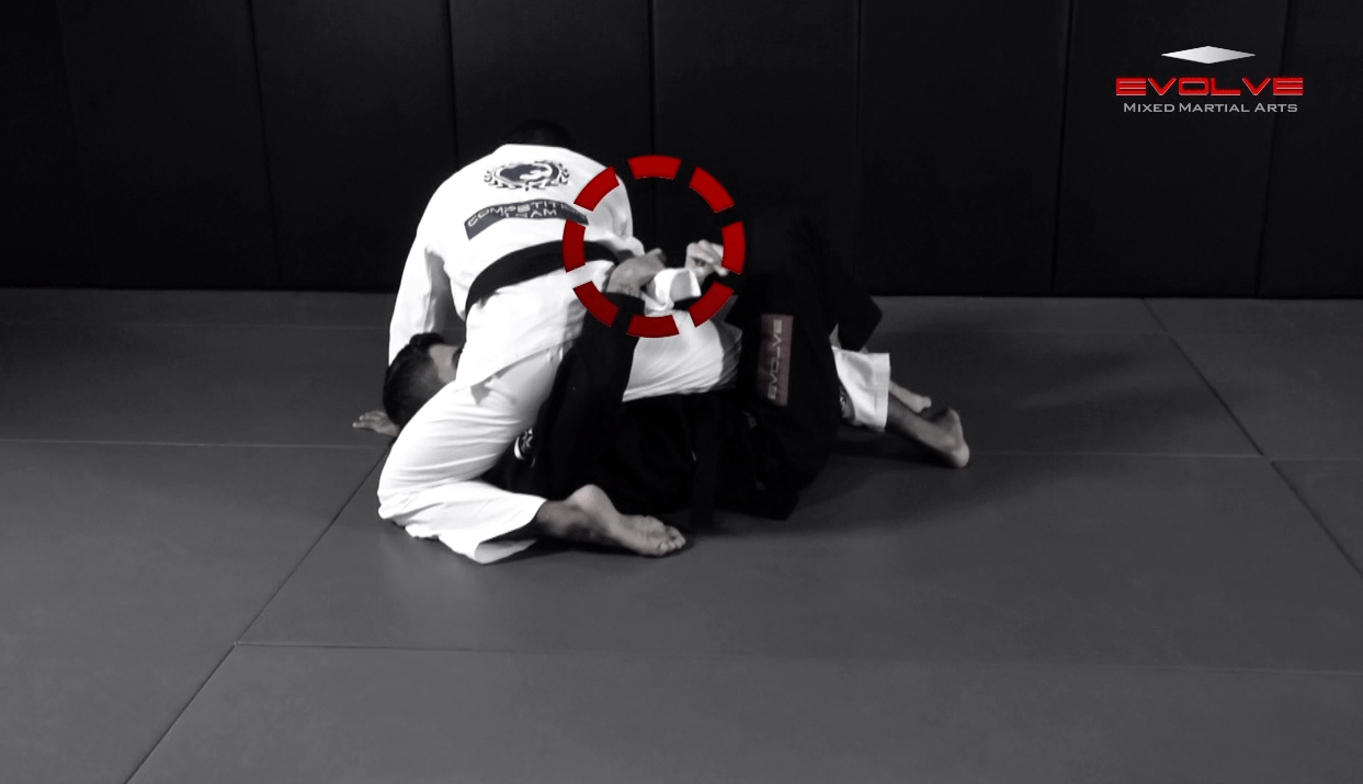 Arm Bar From Half Guard Variation - Evolve University