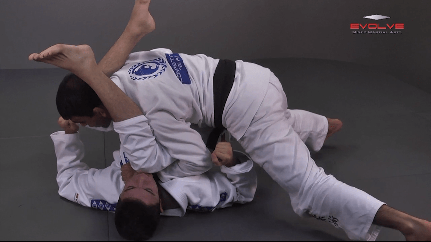 Guard Pass With Double Underhooks - Evolve University
