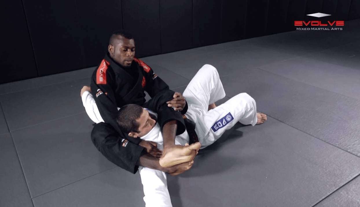 Reverse Triangle Mma