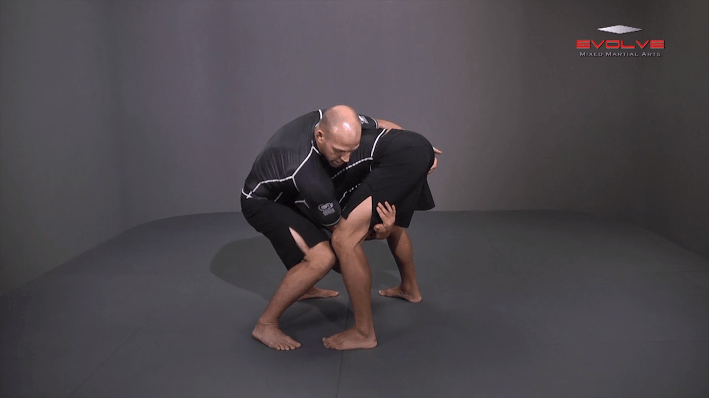 Single Leg Defense To Crotch Roll - Evolve University