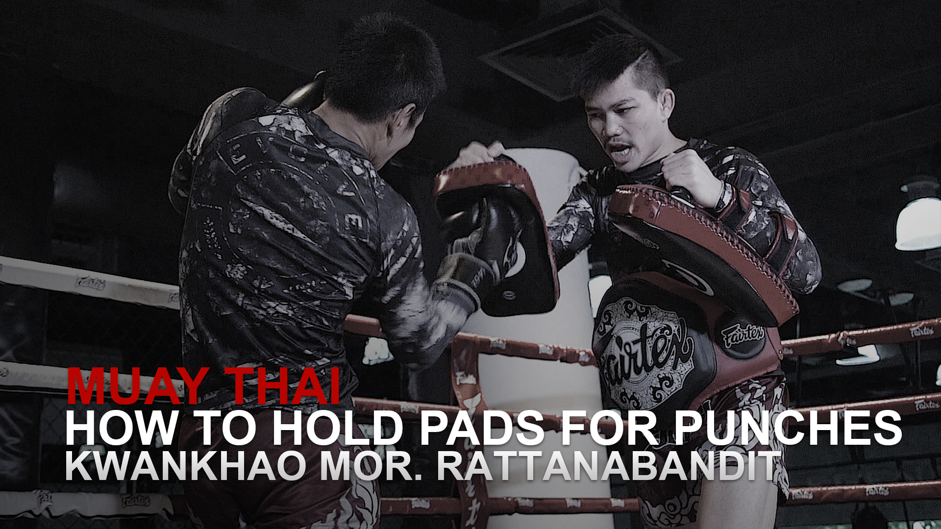 How To Hold Pads For Punches In Muay Thai - Evolve University