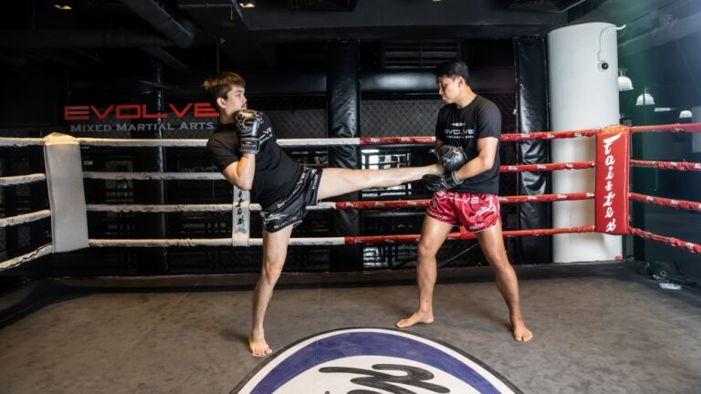 How to Utilize Catches in Muay Thai - Evolve University